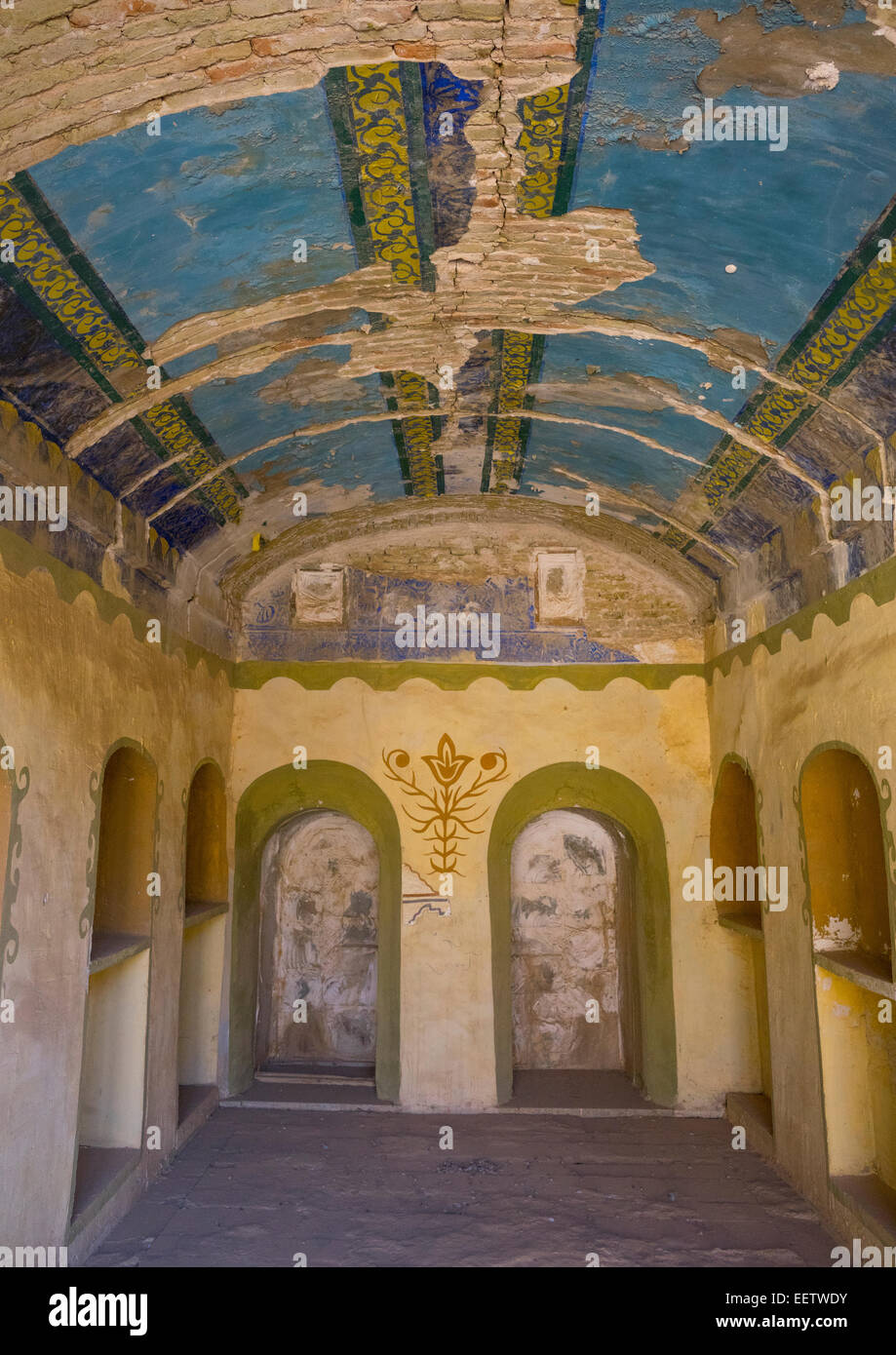 Ottoman Painted Ornamentation In A Divan In The Erbil Citadel ...