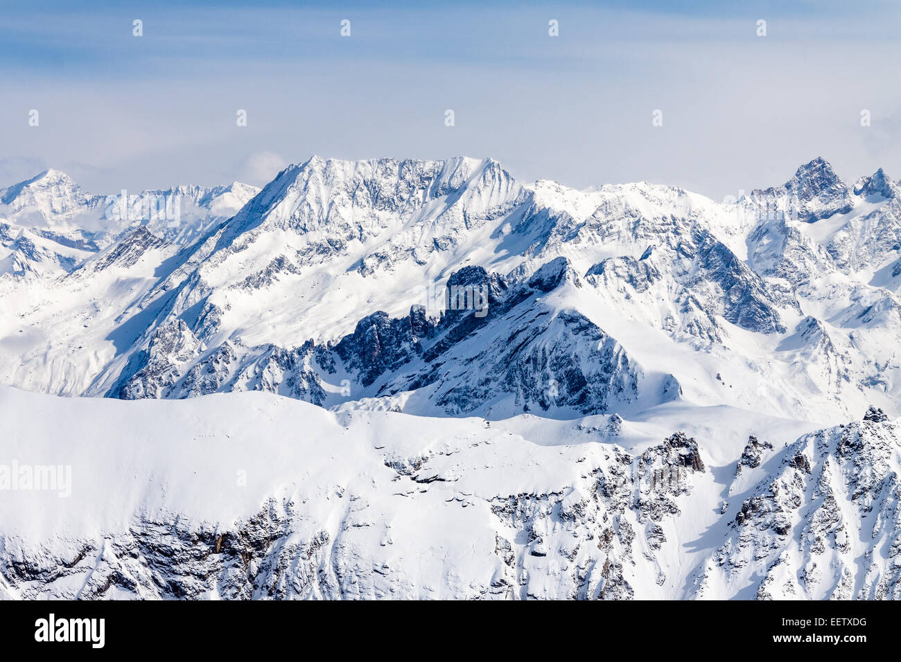 Blue mountain ranges hi-res stock photography and images - Alamy