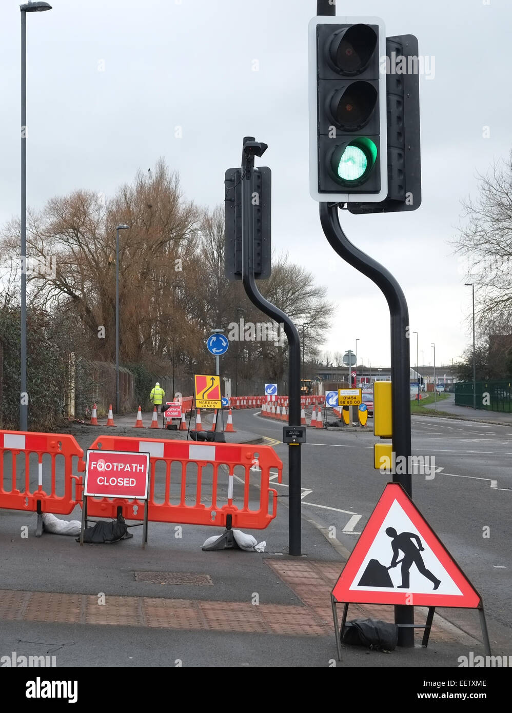 Traffic lights road works hi-res stock photography and images - Alamy