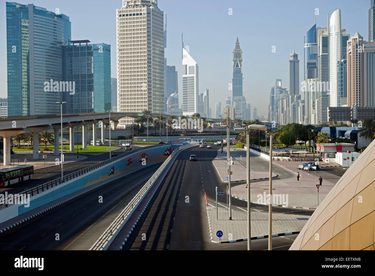 metro, Sheikh Zayed Road and skyscraper in Dubai, United Arab Emirates ...