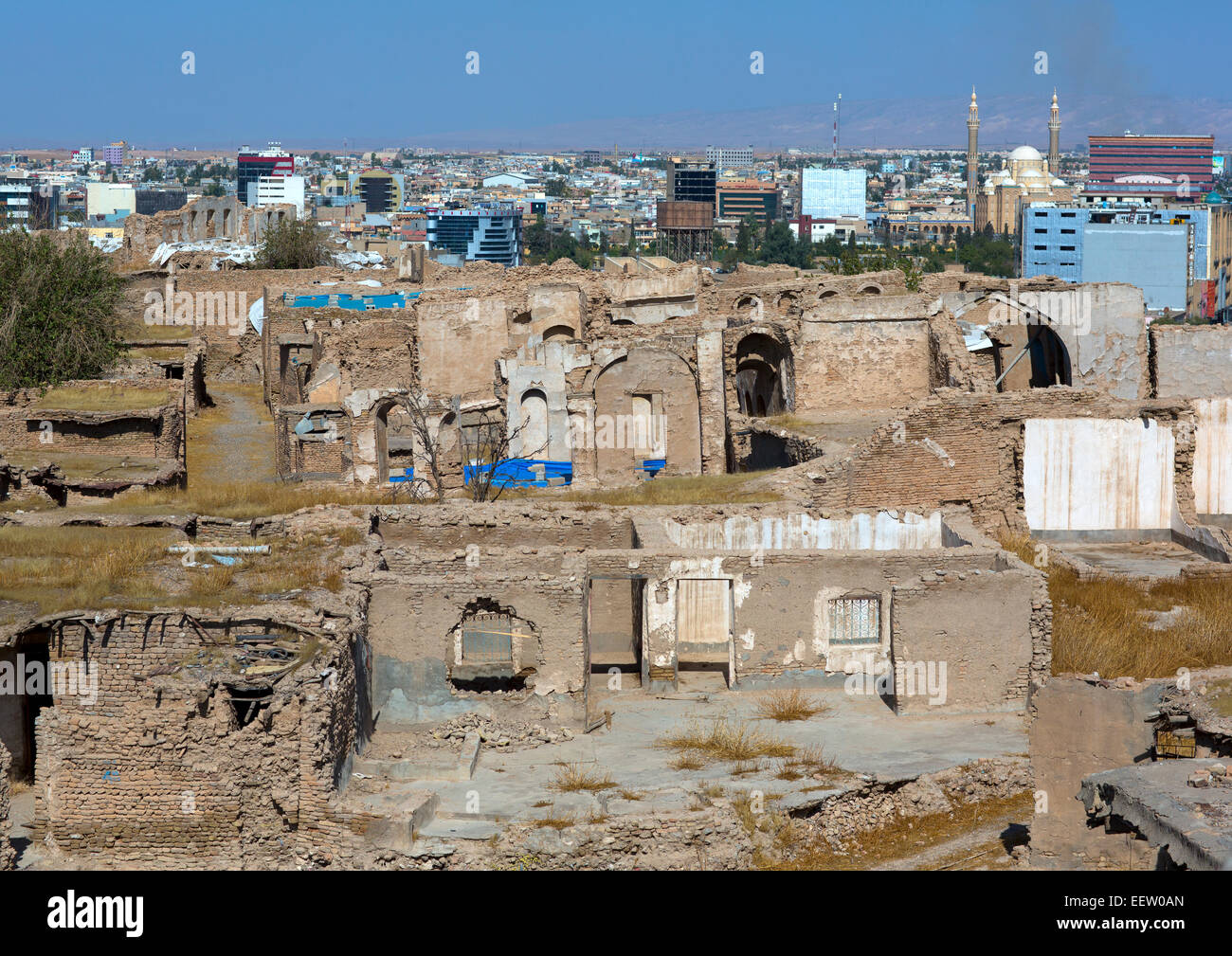 Old Houses With Flat Roofs Inside The Citadel, Erbil, Kurdistan, Iraq ...