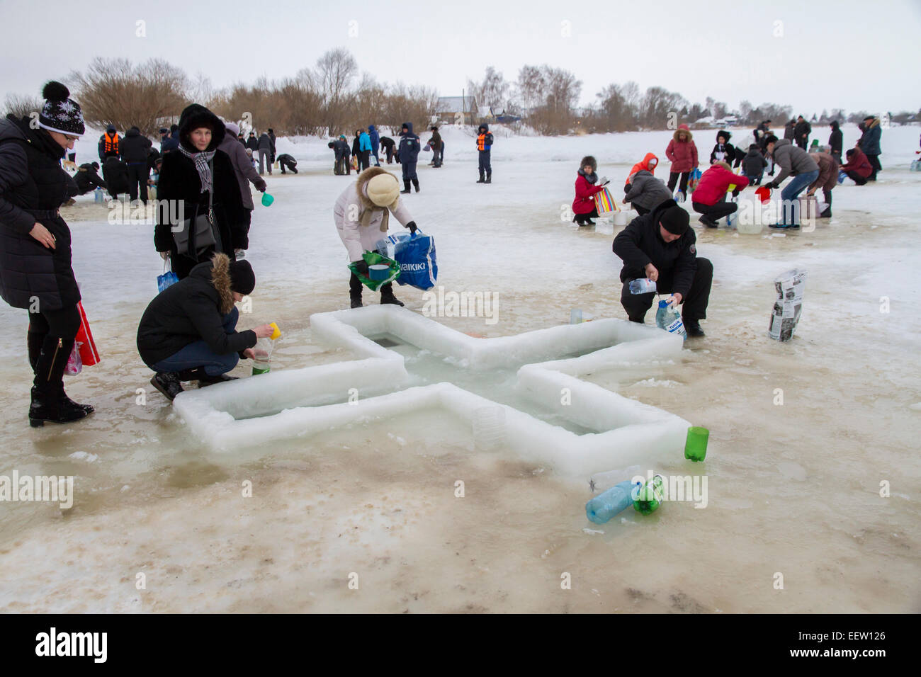 Baptism cold water hi-res stock photography and images - Alamy