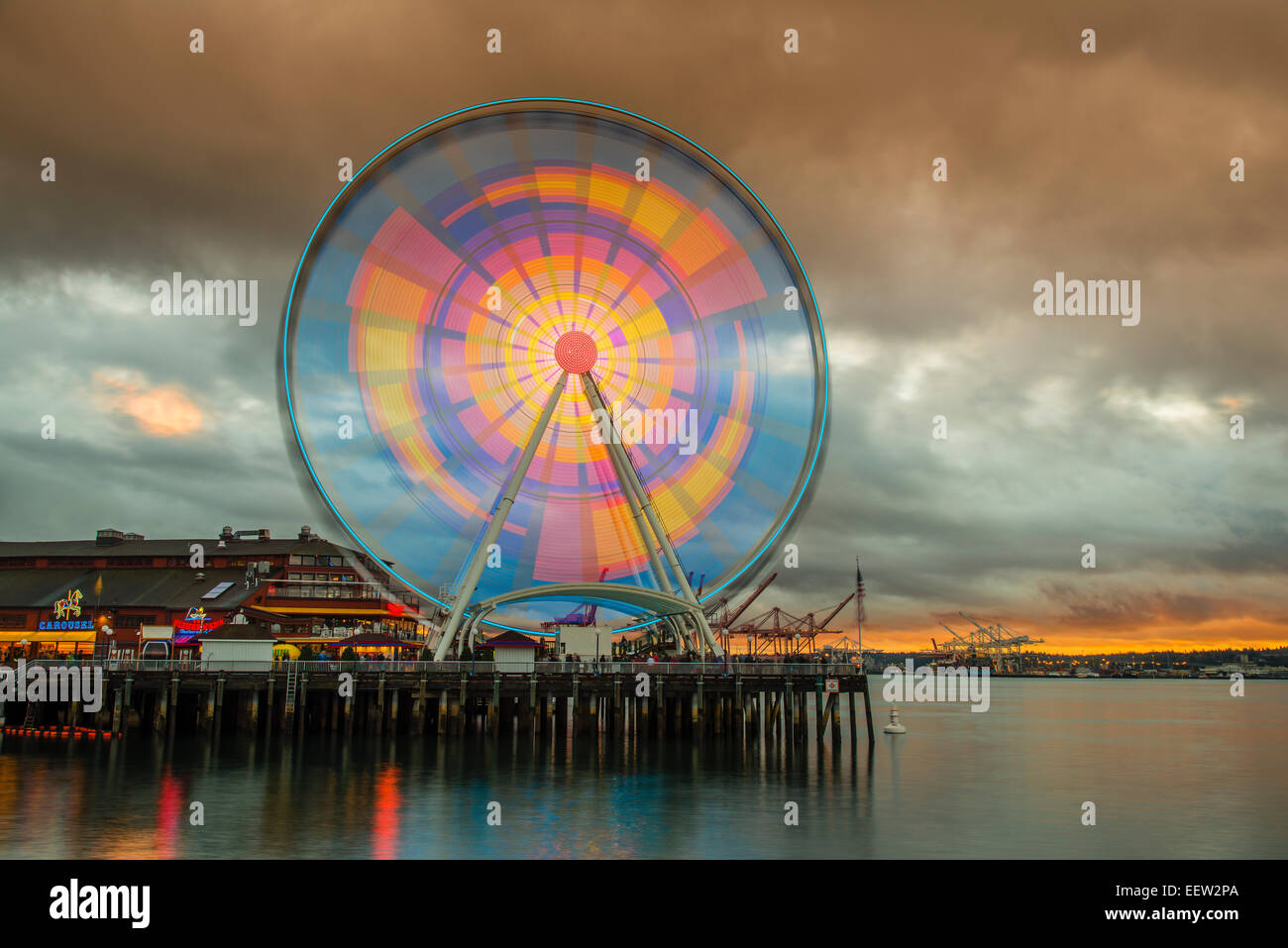 Ferris wheel, Seattle, Washington, USA Stock Photo - Alamy