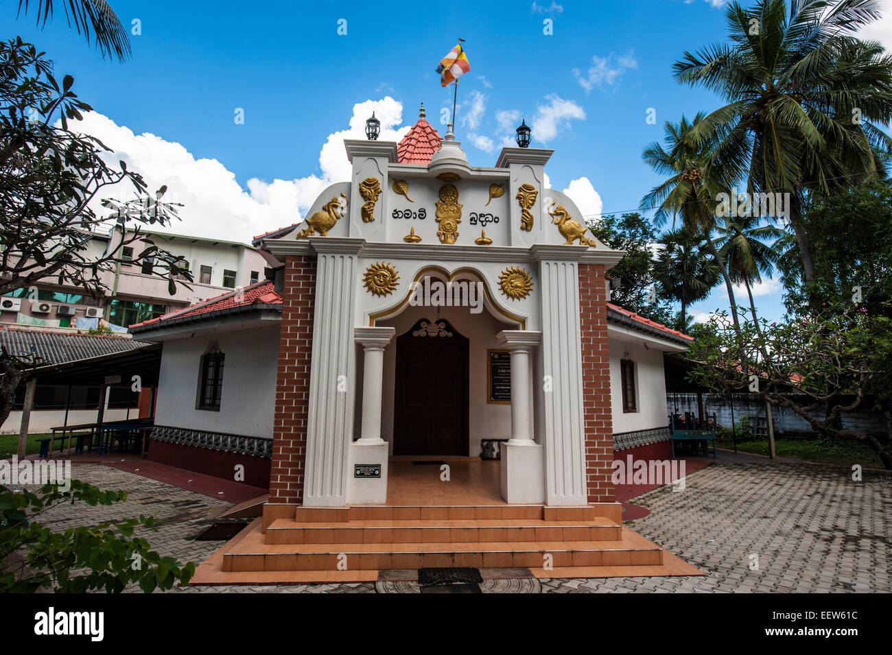 Sri Vijayarama Viharaya, a Buddhist temple, in Chilaw, Sri Lanka Stock ...