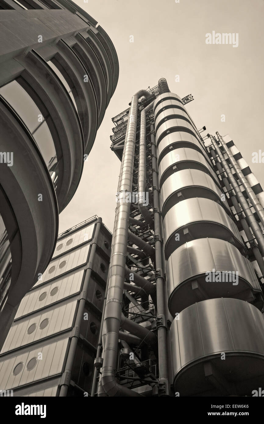 Lloyd’s of london building hi-res stock photography and images - Alamy