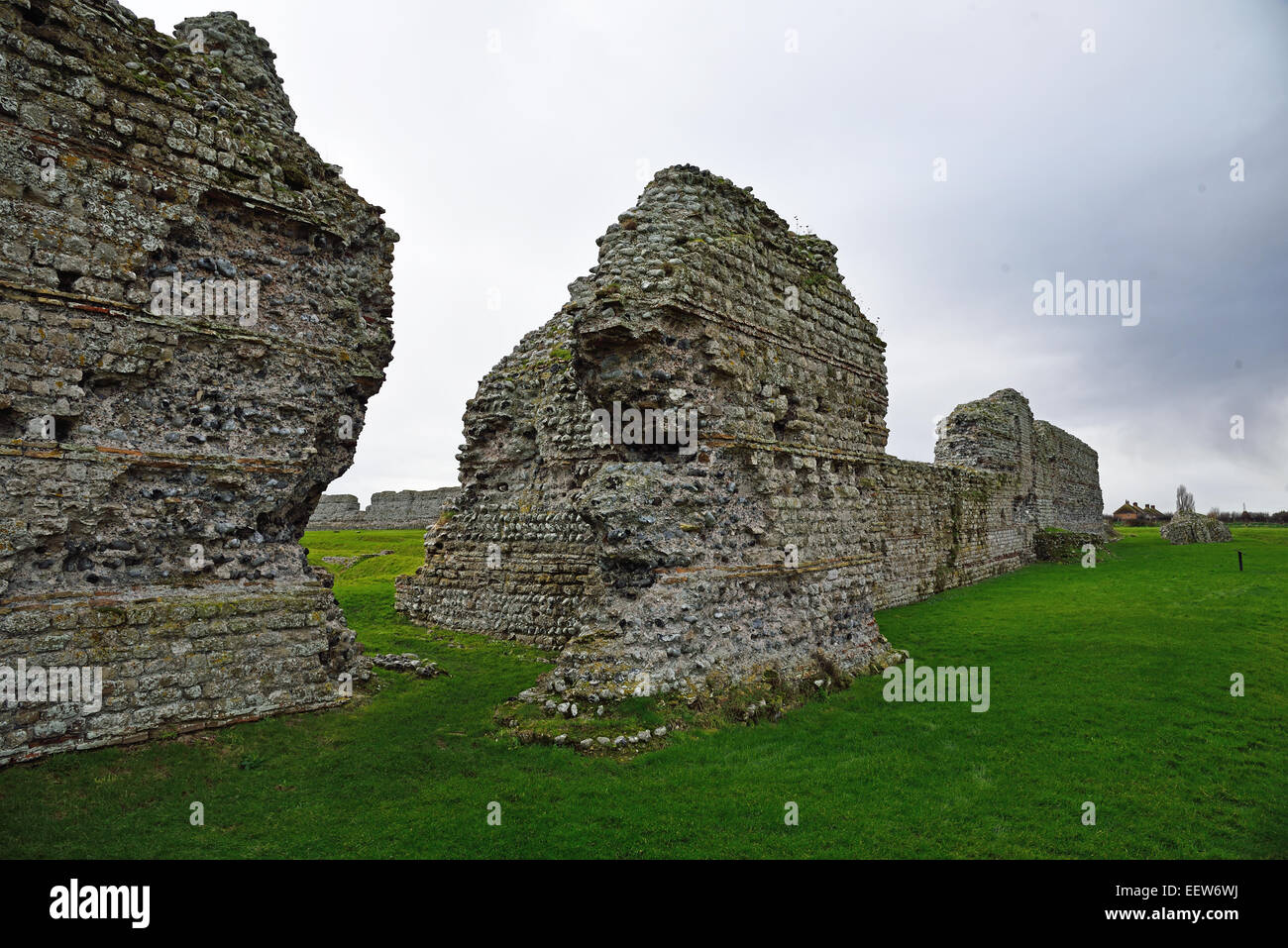 Gateway at Richborough Roman Fort, Kent, UK Stock Photo - Alamy