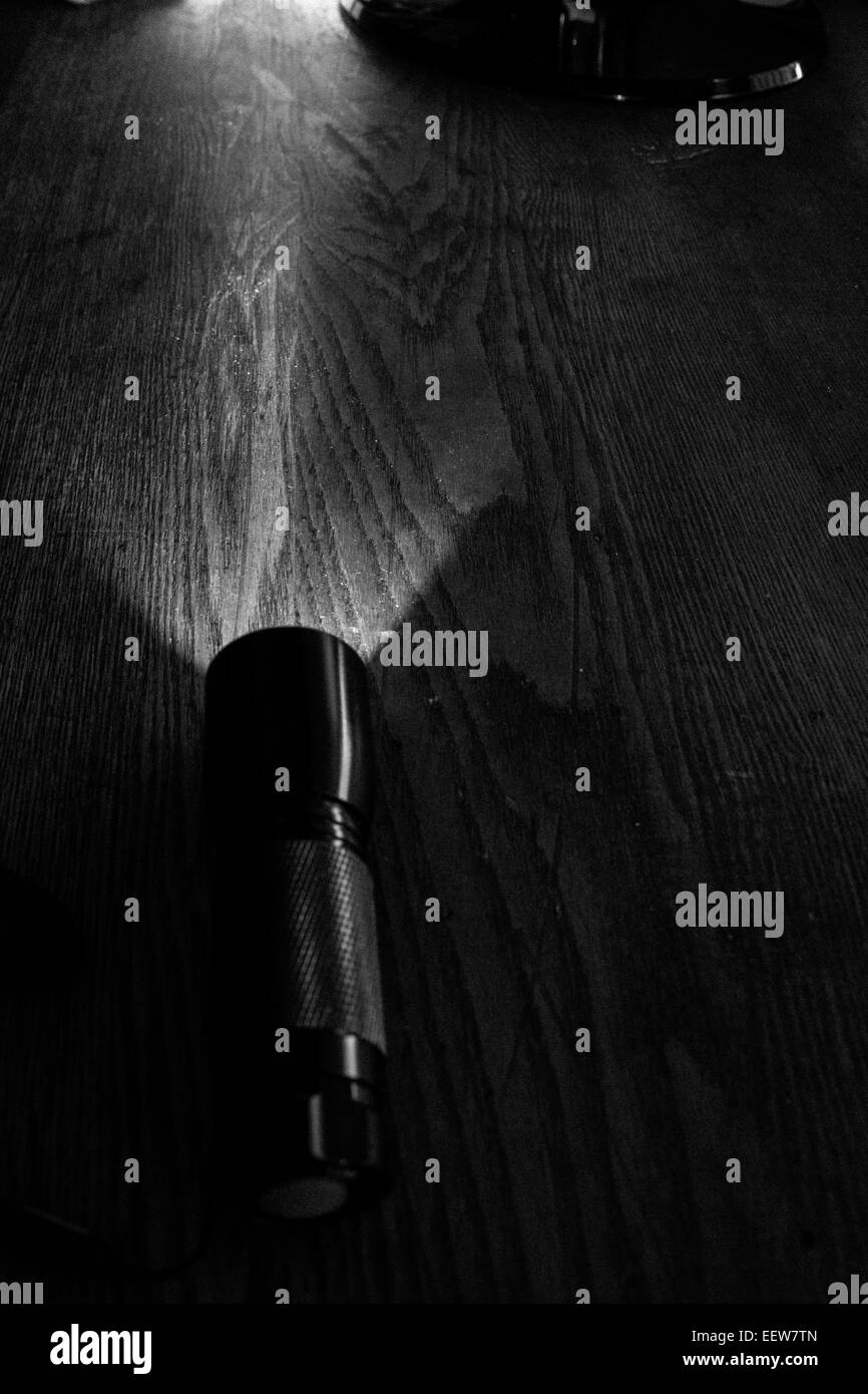 Flashlight shining hi-res stock photography and images - Alamy