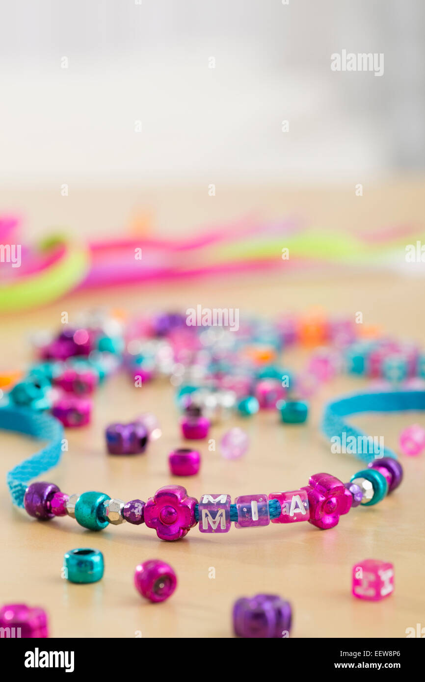 Bead necklace craft project hi-res stock photography and images - Alamy