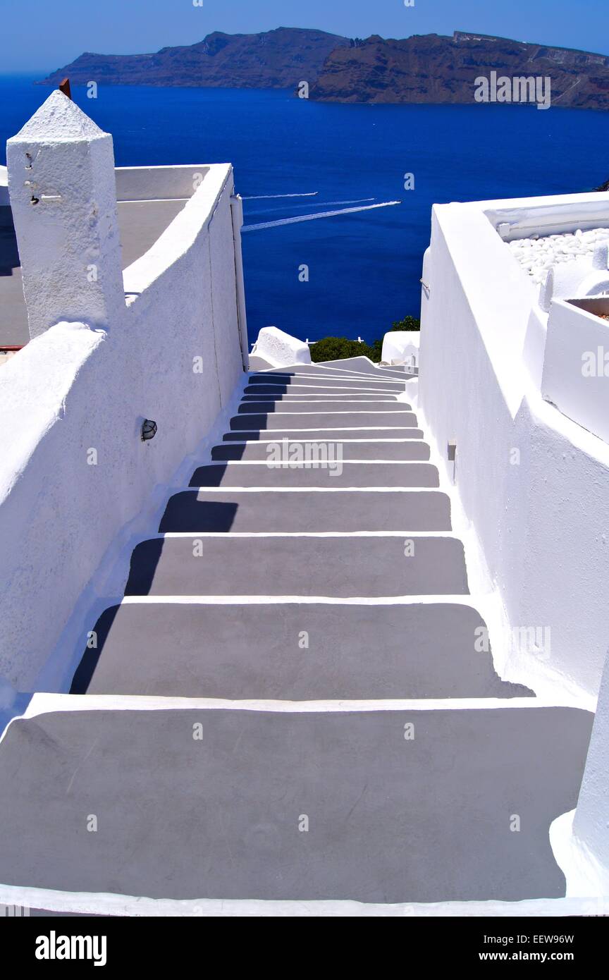 White greek stairs hi-res stock photography and images - Alamy