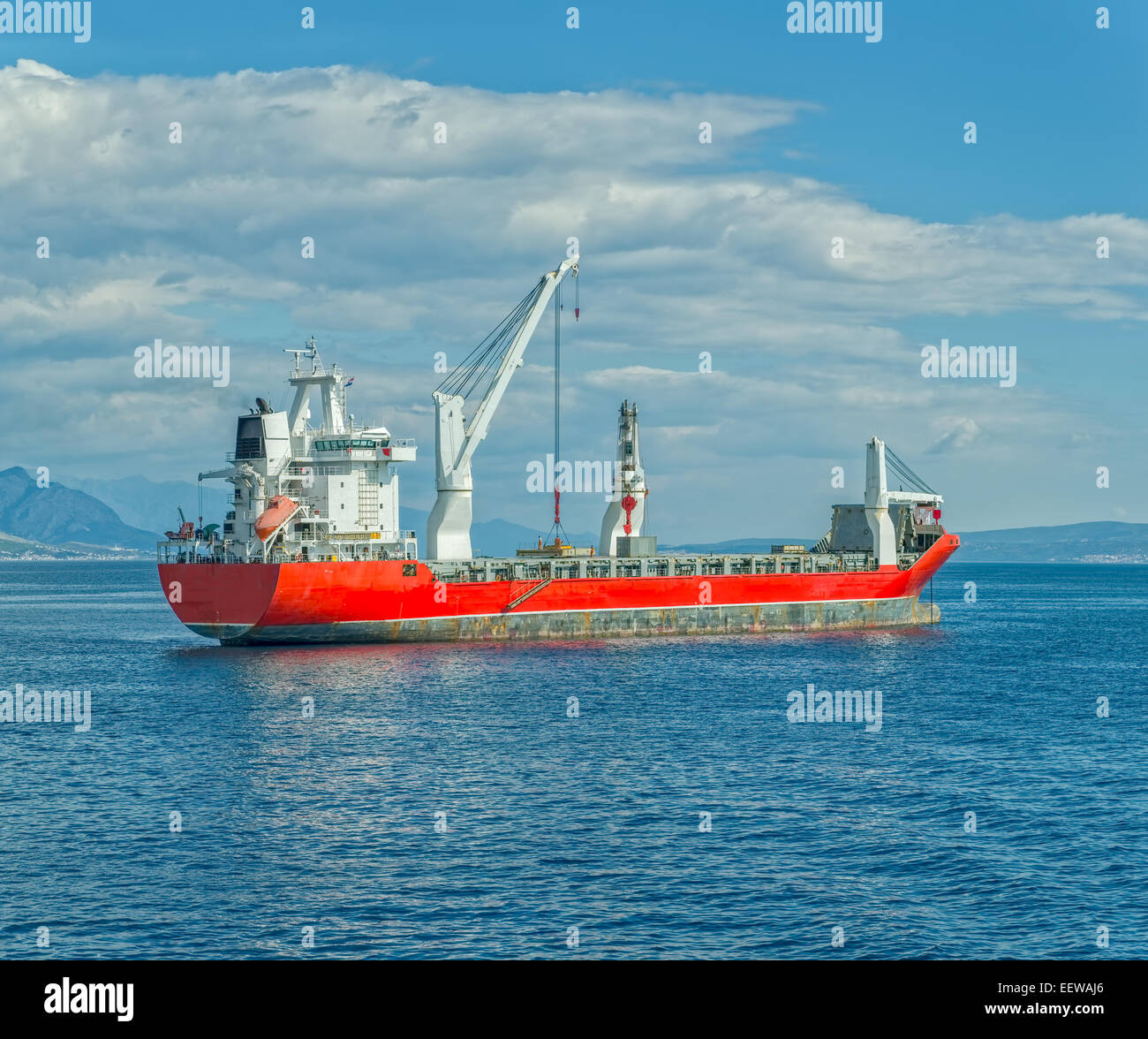 Heavy Lifting Ship High Resolution Stock Photography and Images - Alamy
