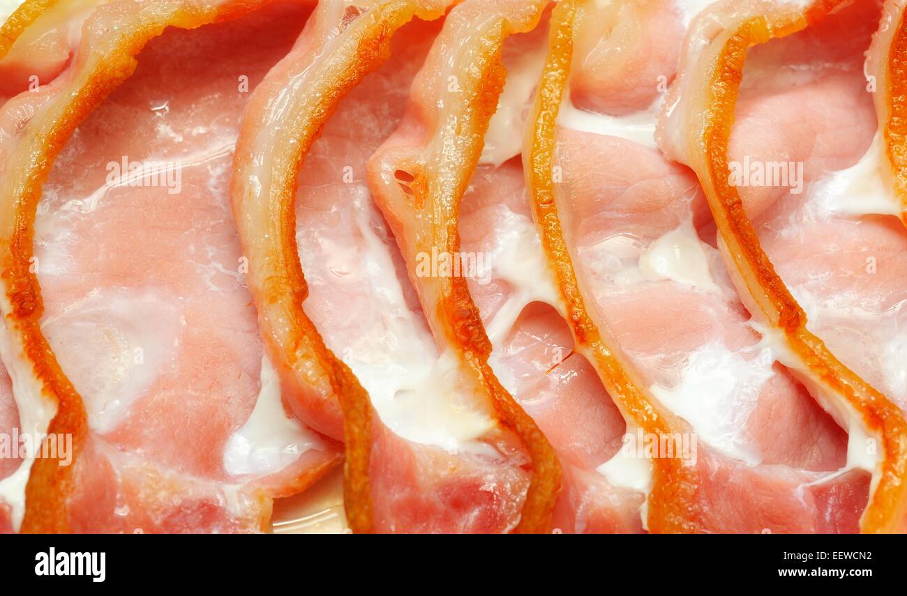 Cook crispy bacon hi-res stock photography and images - Alamy