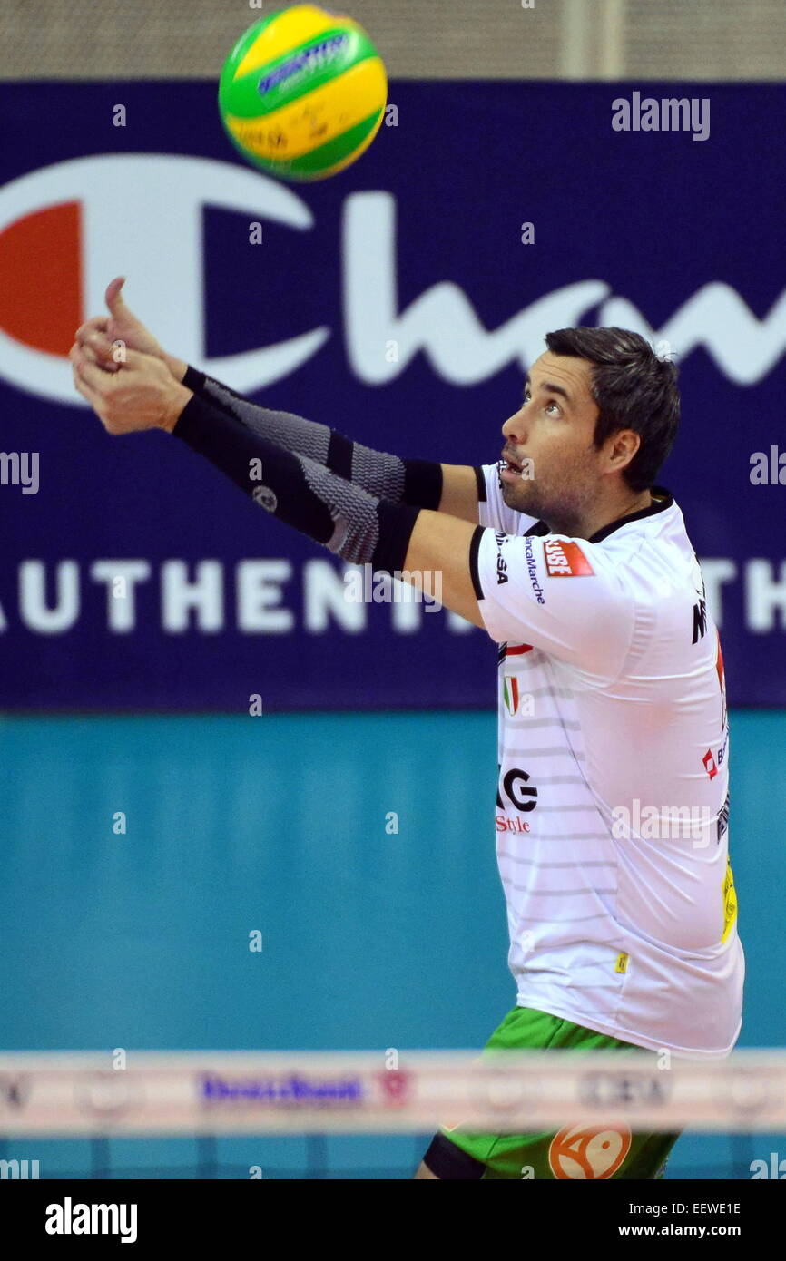 Hubert henno hi-res stock photography and images - Alamy