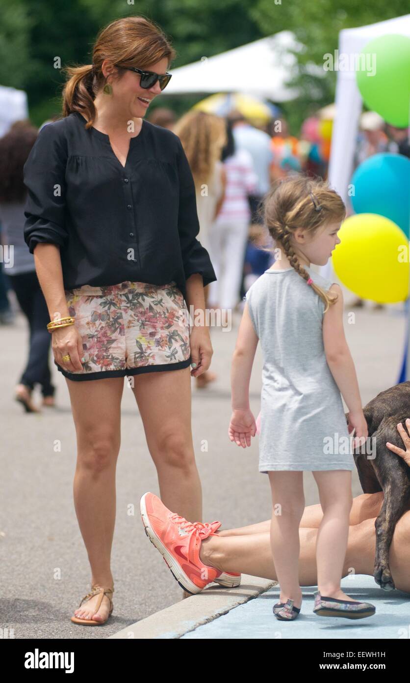 Tiffani Thiessen And Family High Resolution Stock Photography and ...