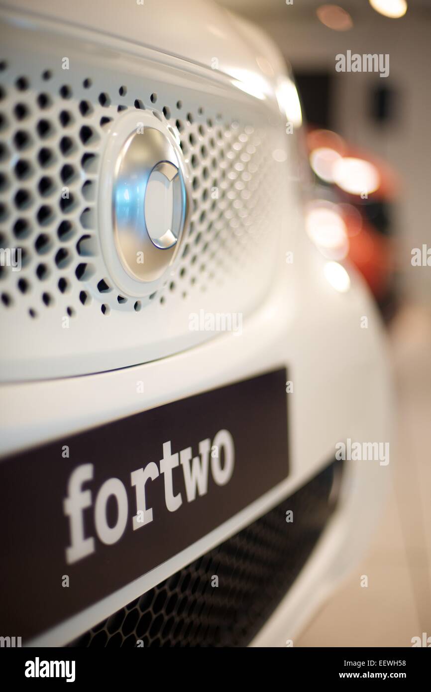 Mercedes smart car hi-res stock photography and images - Alamy