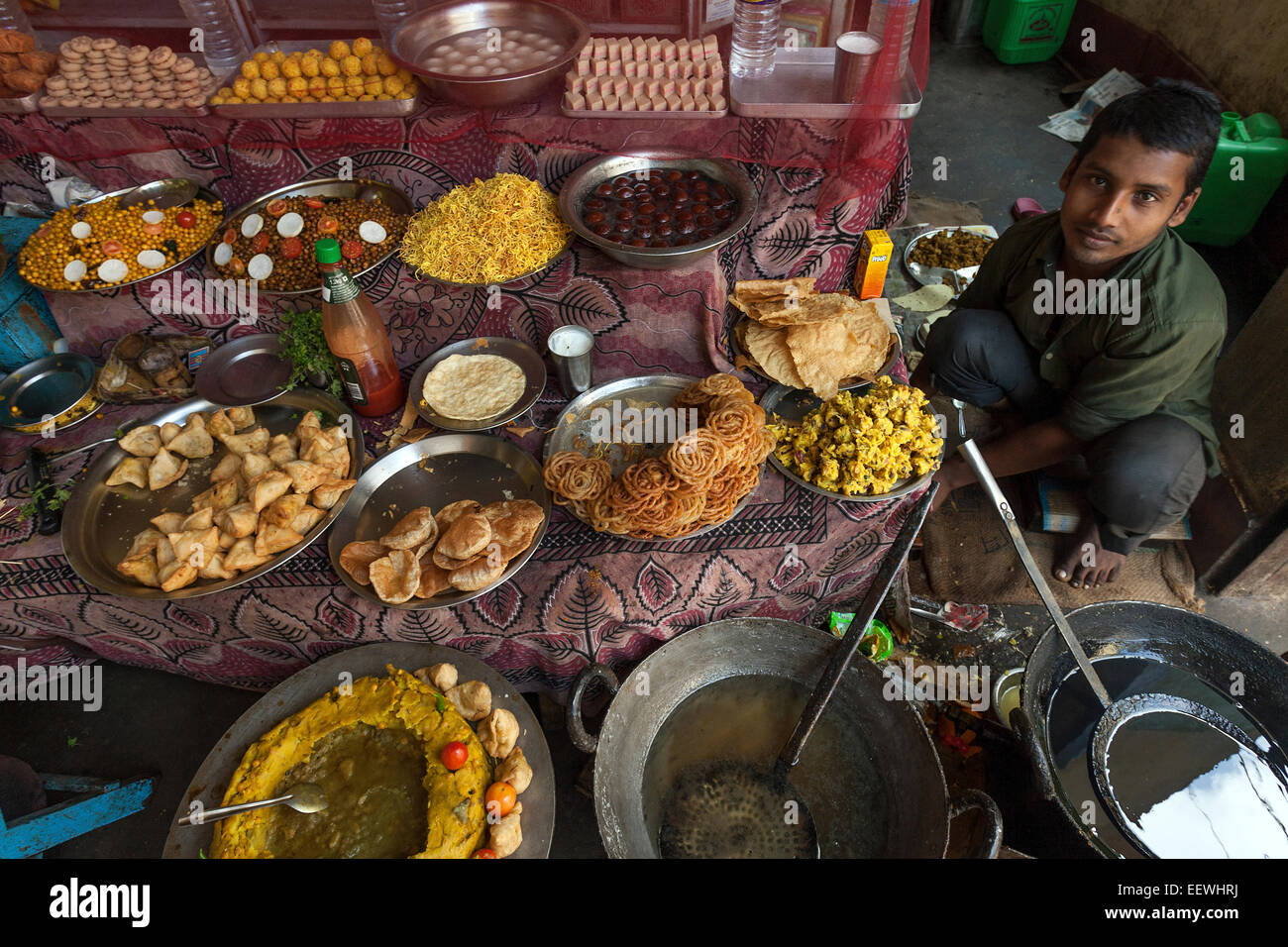 Nepalese food hi-res stock photography and images - Alamy