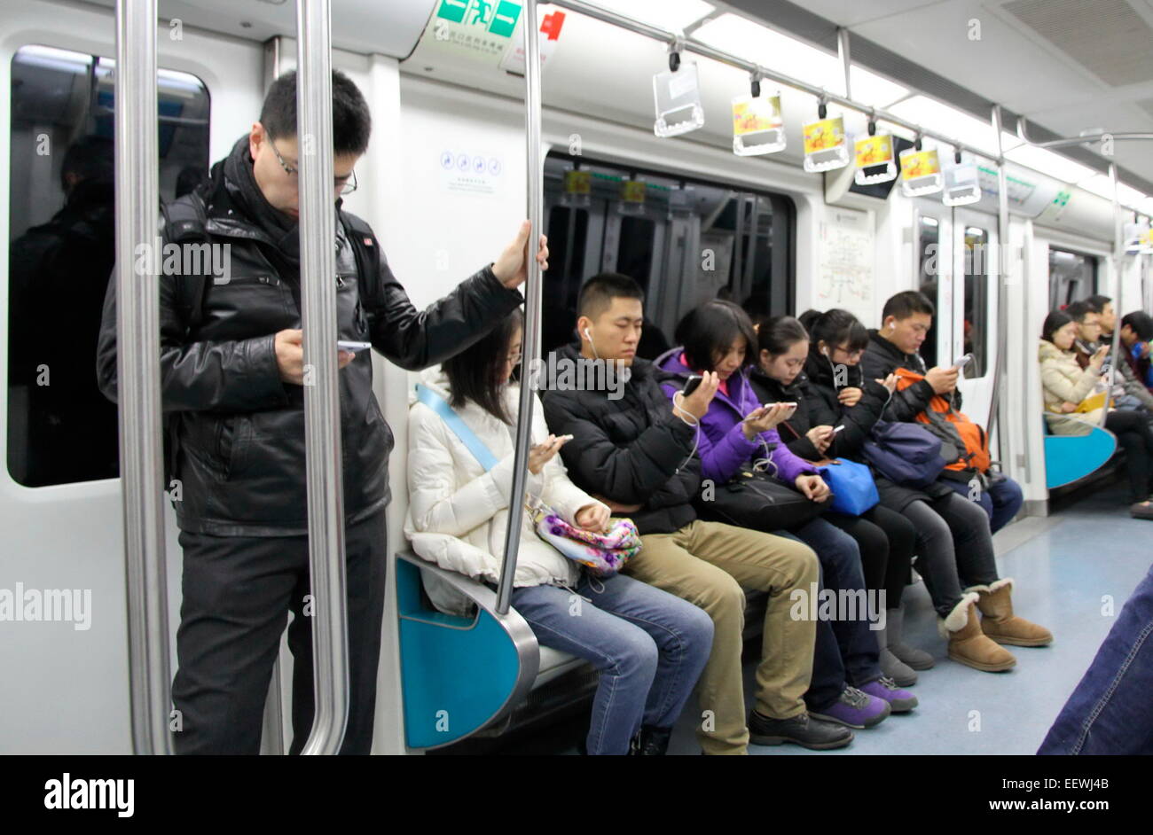 The total amount of China mobile telephone users arrives 128.6 million ...