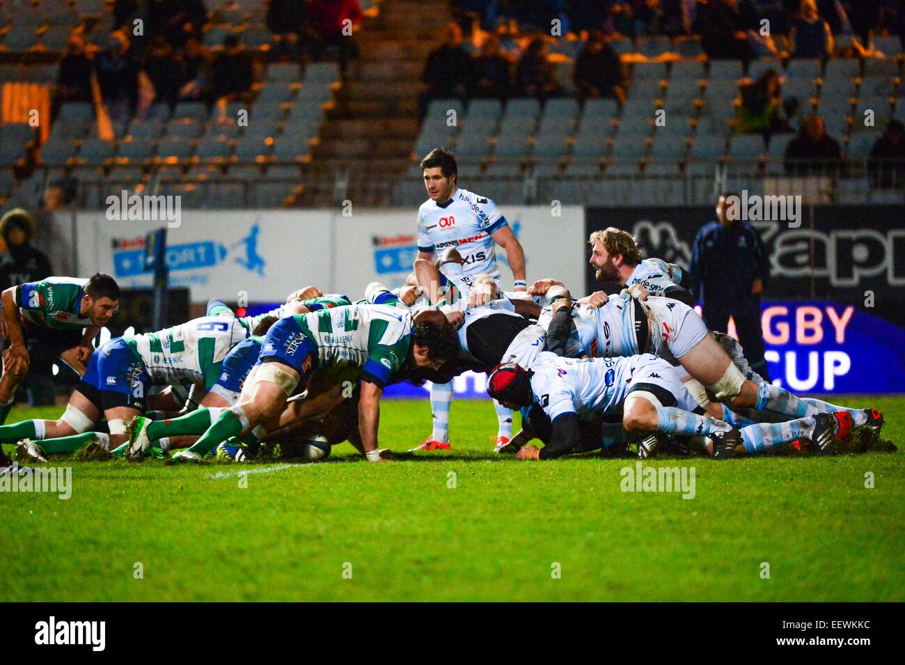 Melee rugby hi-res stock photography and images - Alamy