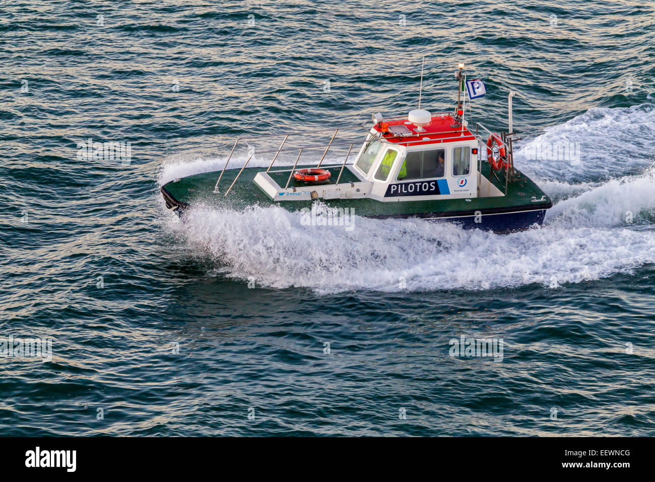 Pilot boat on the river Tagus, Lisbon Portugal Stock Photo - Alamy