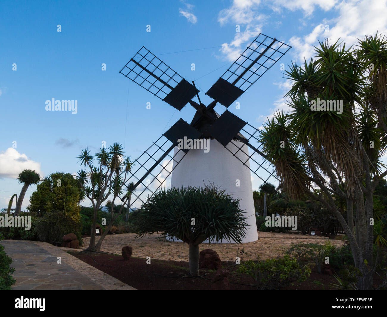 Male windmill at Centro de Artesania Molino de Antigua Fuerteventura ...