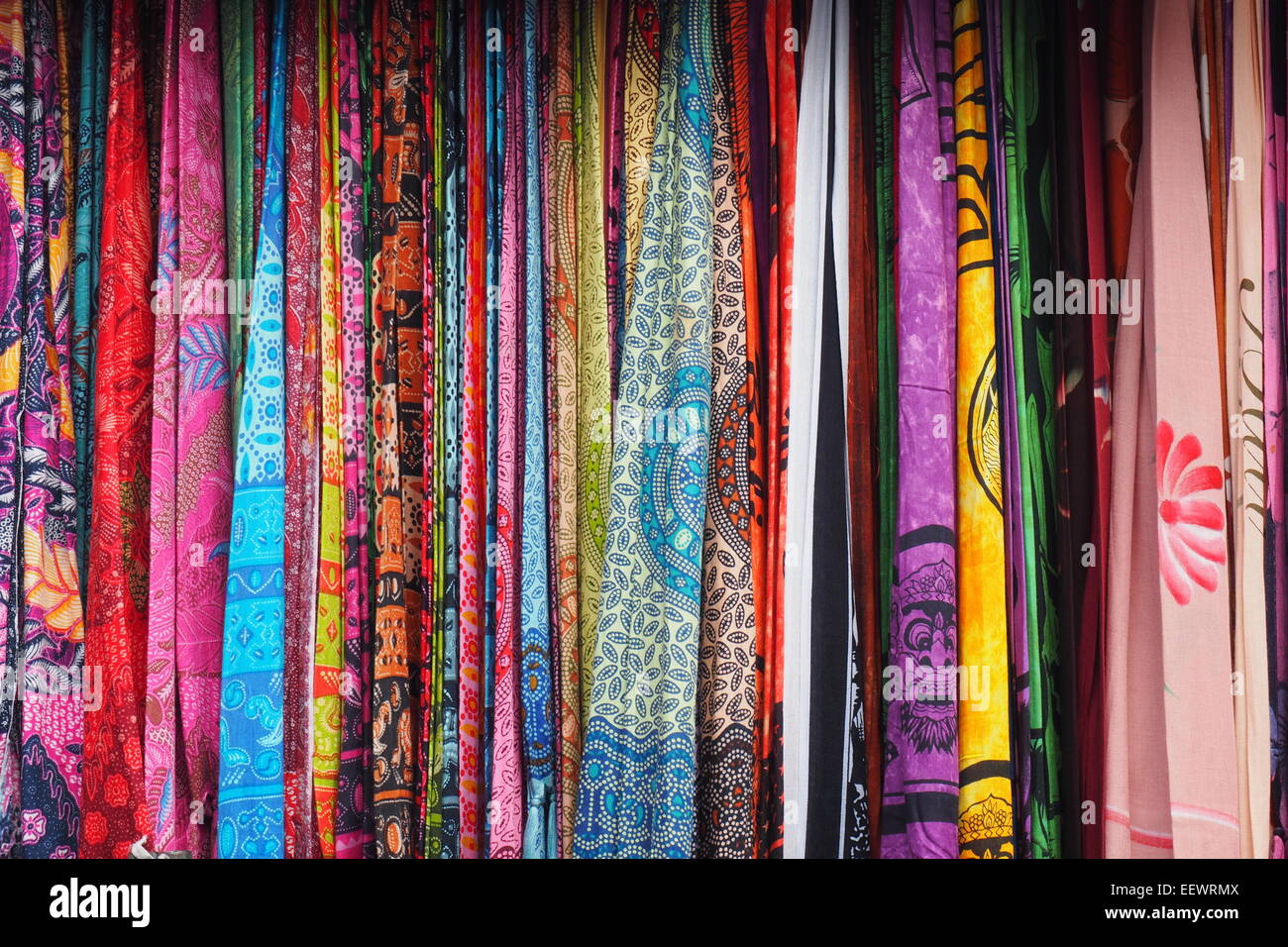 Colourful sarongs hi-res stock photography and images - Alamy