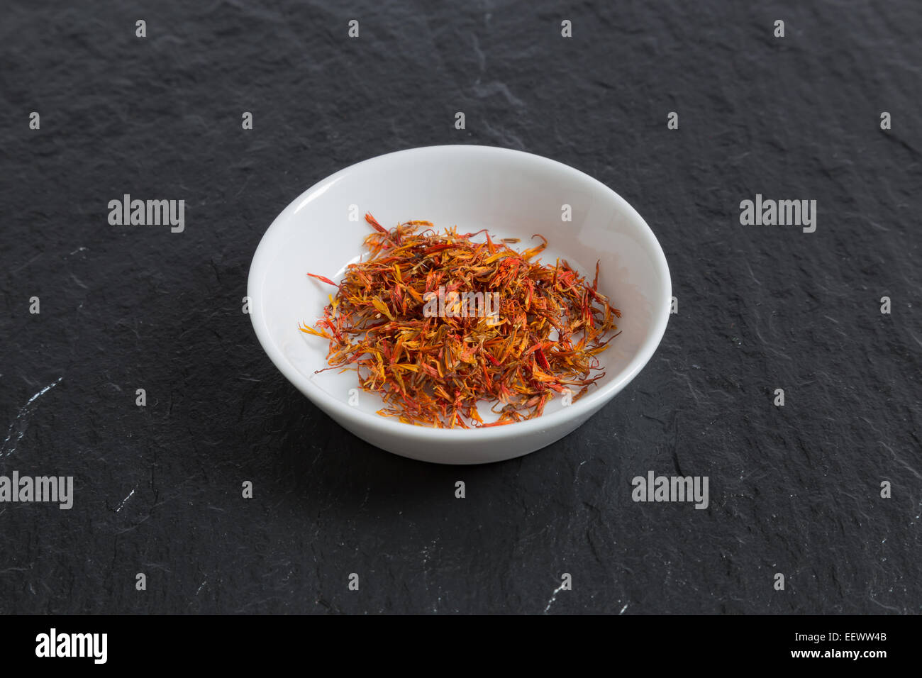 Saffron threads hi-res stock photography and images - Alamy