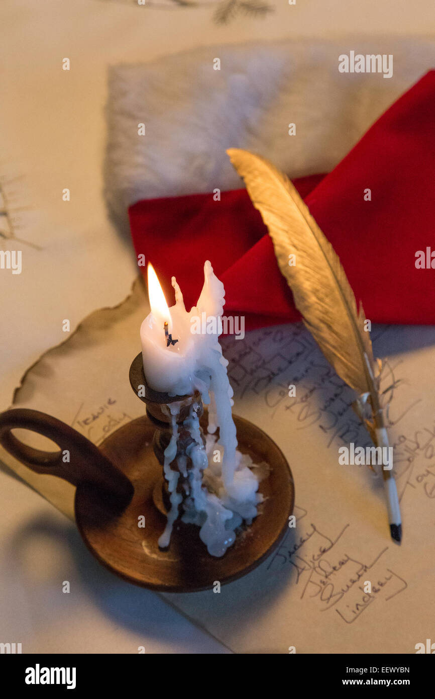 Nice santa claus hi-res stock photography and images - Alamy