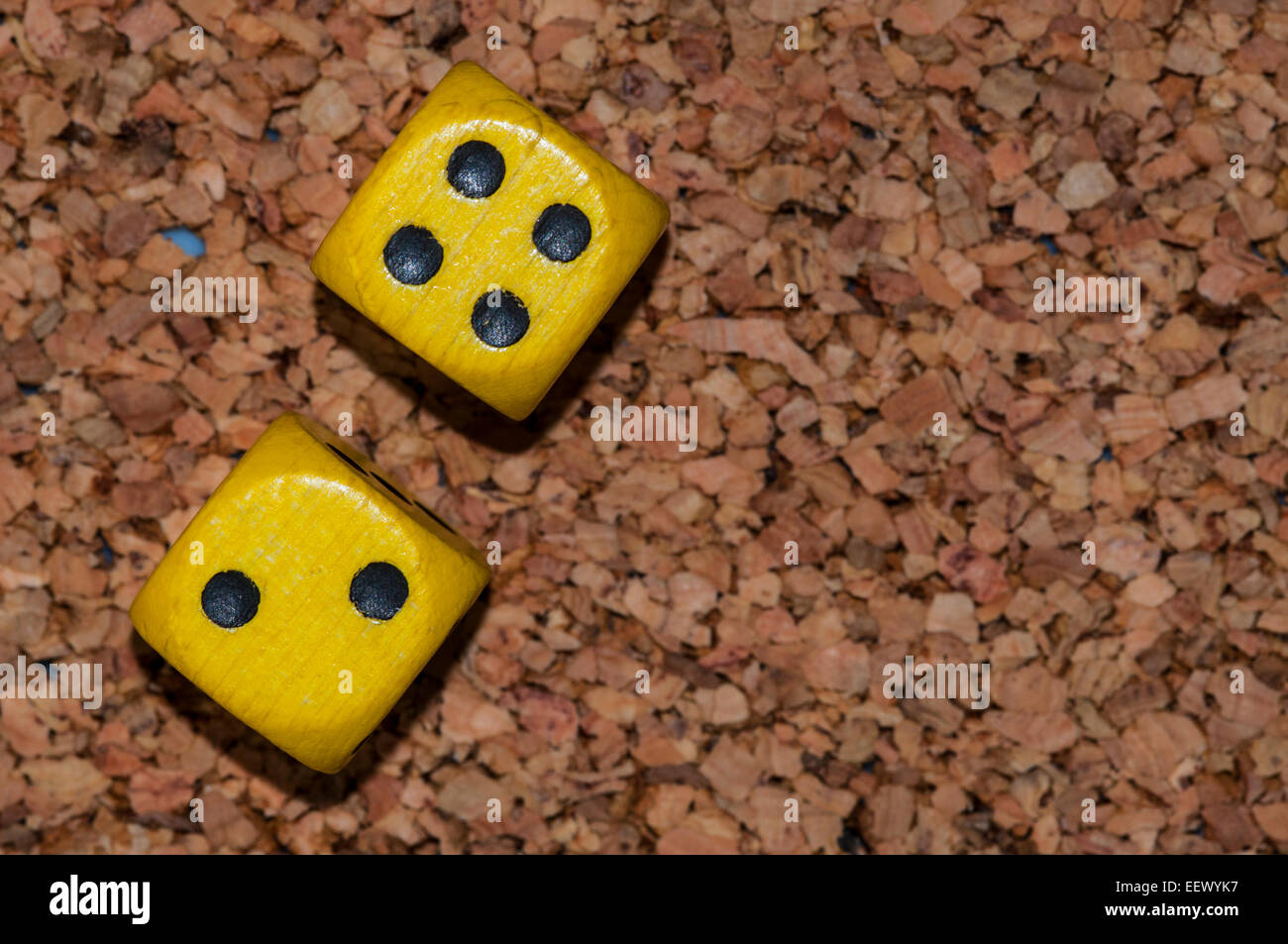 Two dice yellow hi-res stock photography and images - Alamy