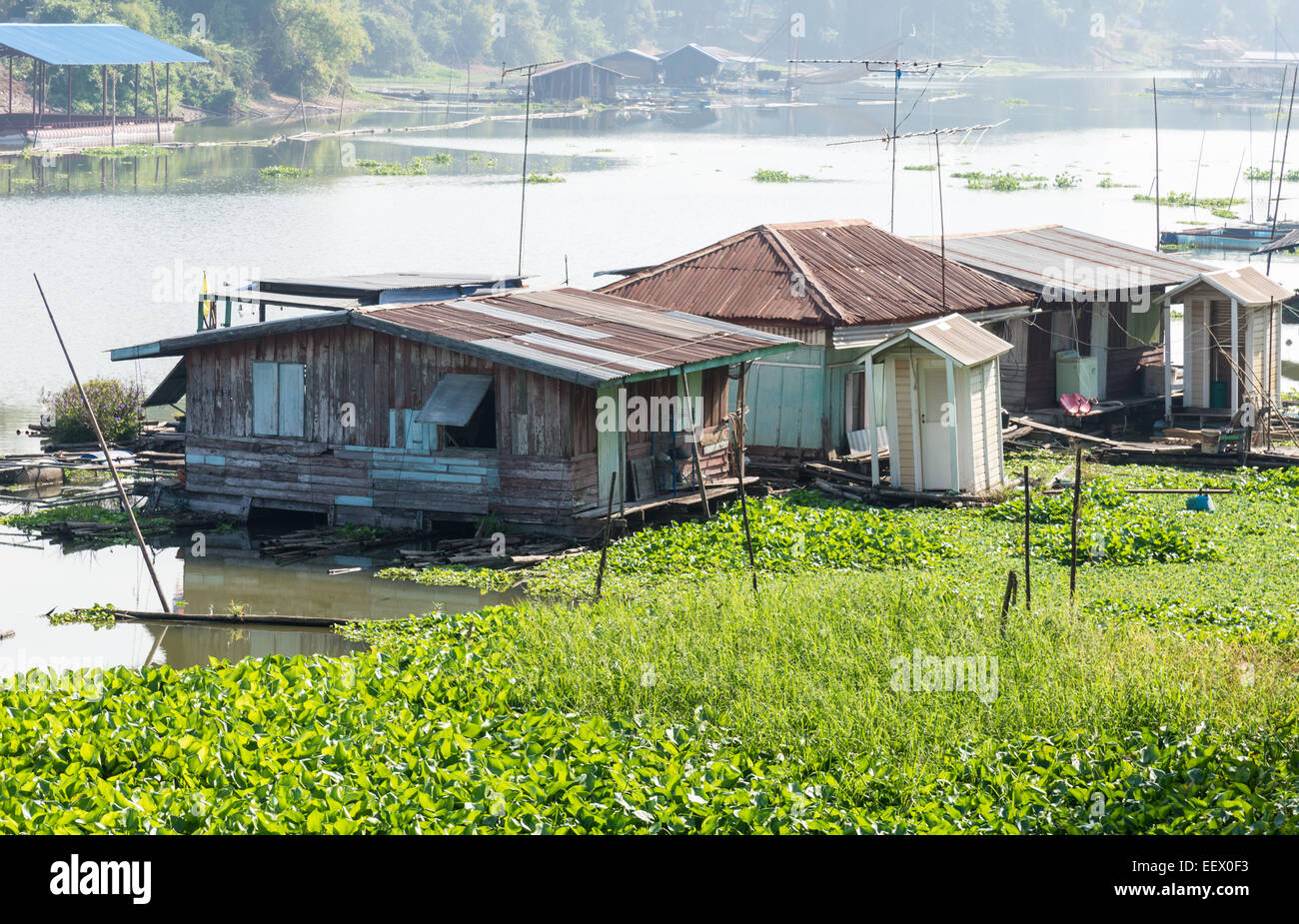 Floating house hi-res stock photography and images - Alamy