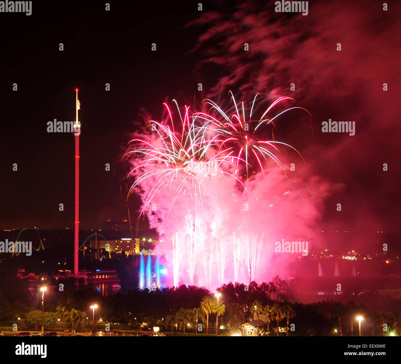 Purple fireworks hi-res stock photography and images - Alamy