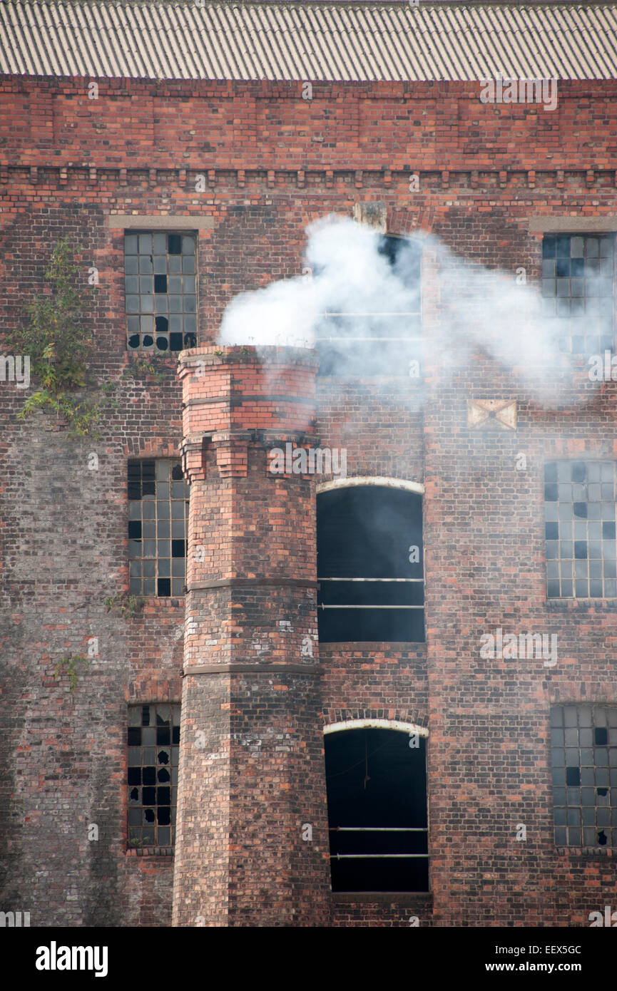 Victorian chimney stack hi-res stock photography and images - Alamy