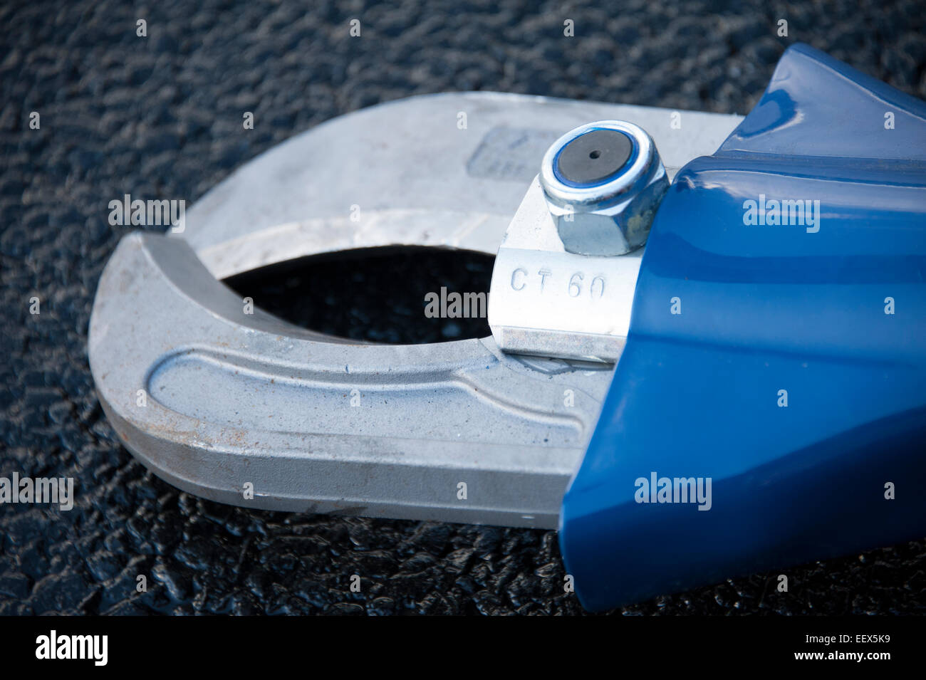 Fire & Rescue Lukas Battery Operated Cutting Gear Stock Photo - Alamy