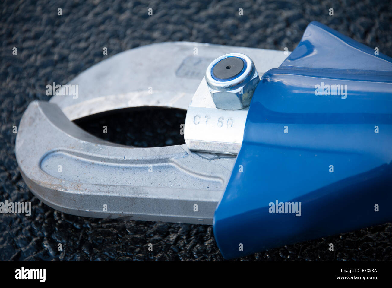 Fire & Rescue Lukas Battery Operated Cutting Gear Stock Photo - Alamy