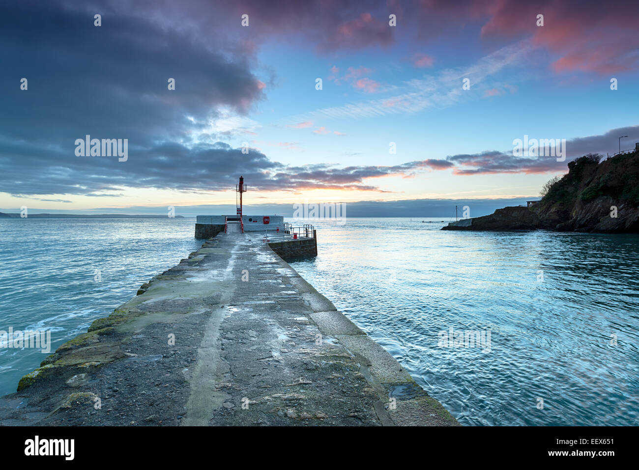 Banjo pier looe cornwall england hi-res stock photography and images ...