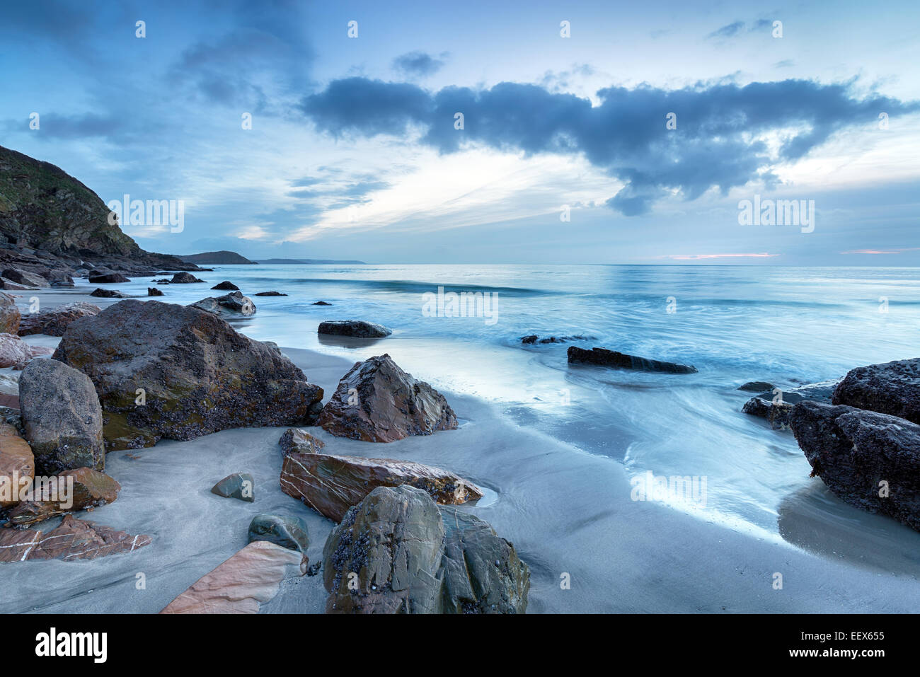 Beautiful sunrise on beach pentewan hi-res stock photography and images ...