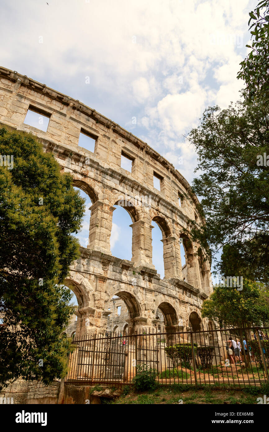 Famous ancient Roman Amphitheater - Arena, 1st. century, Pula, Croatia ...