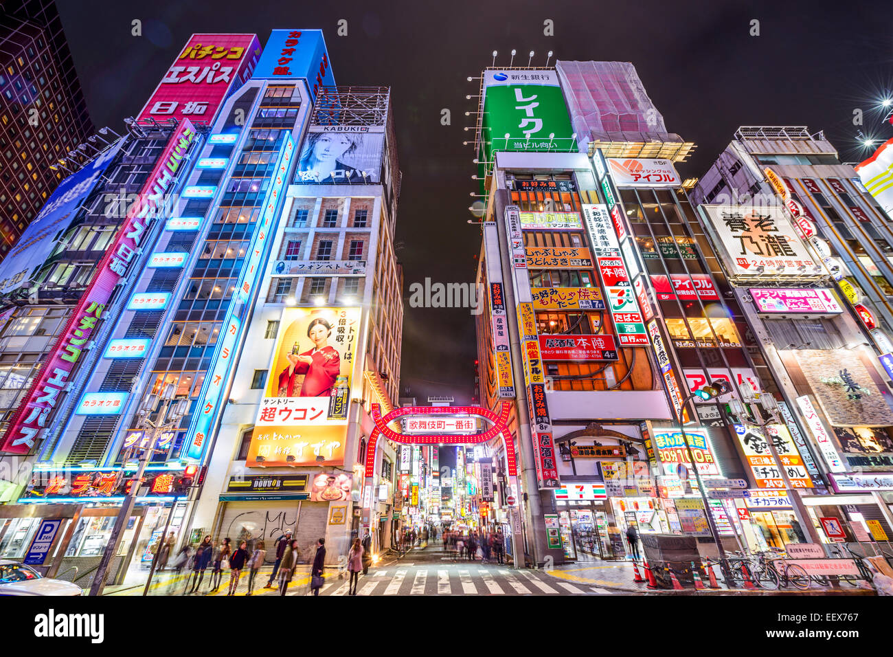 Kabukicho street scene hi-res stock photography and images - Alamy