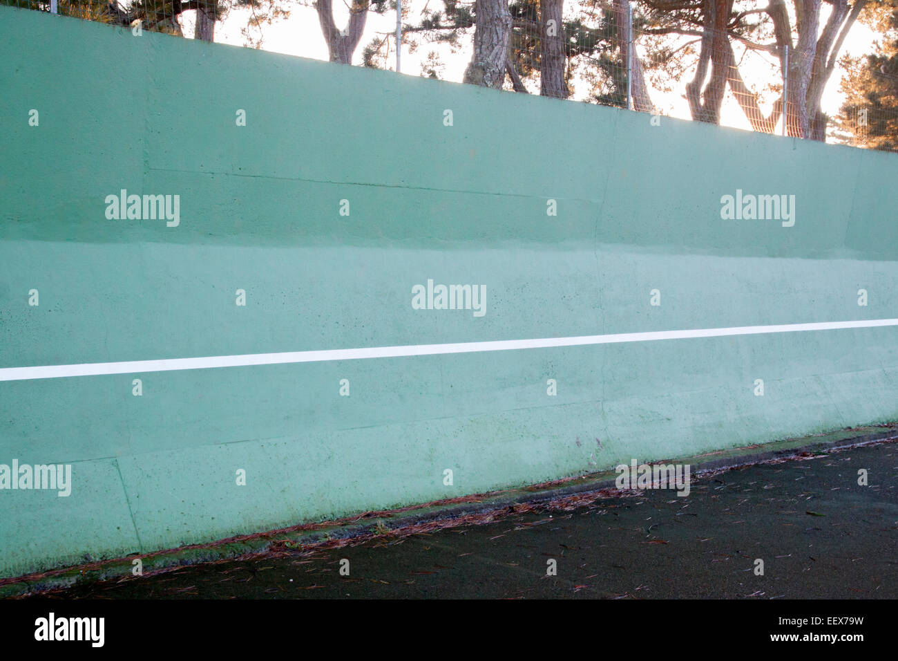 Tennis wall hi-res stock photography and images - Alamy