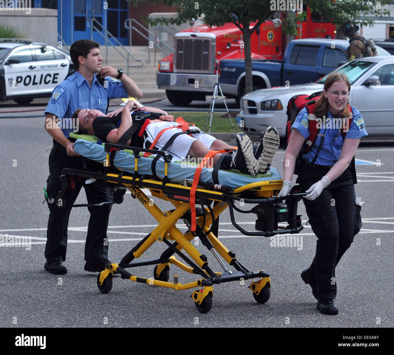 CT USA EMS workers help a "victim" during a mock casualty drill at ...