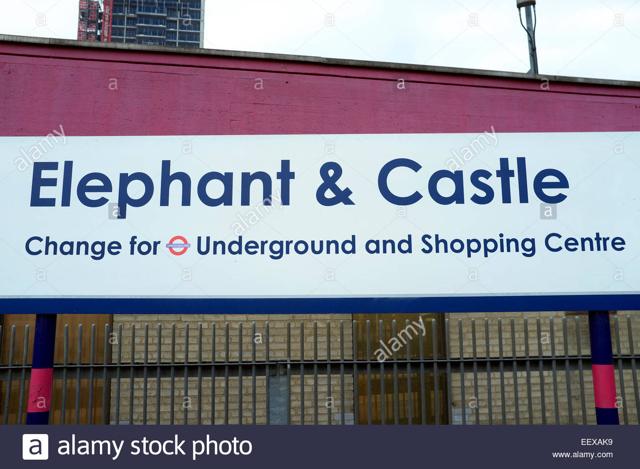 Elephant And Castle Sign High Resolution Stock Photography and Images ...