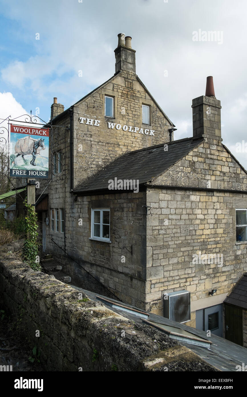 Laurie Lee's favourite pub, The Woolpack in Slad, Gloucestershire Stock ...