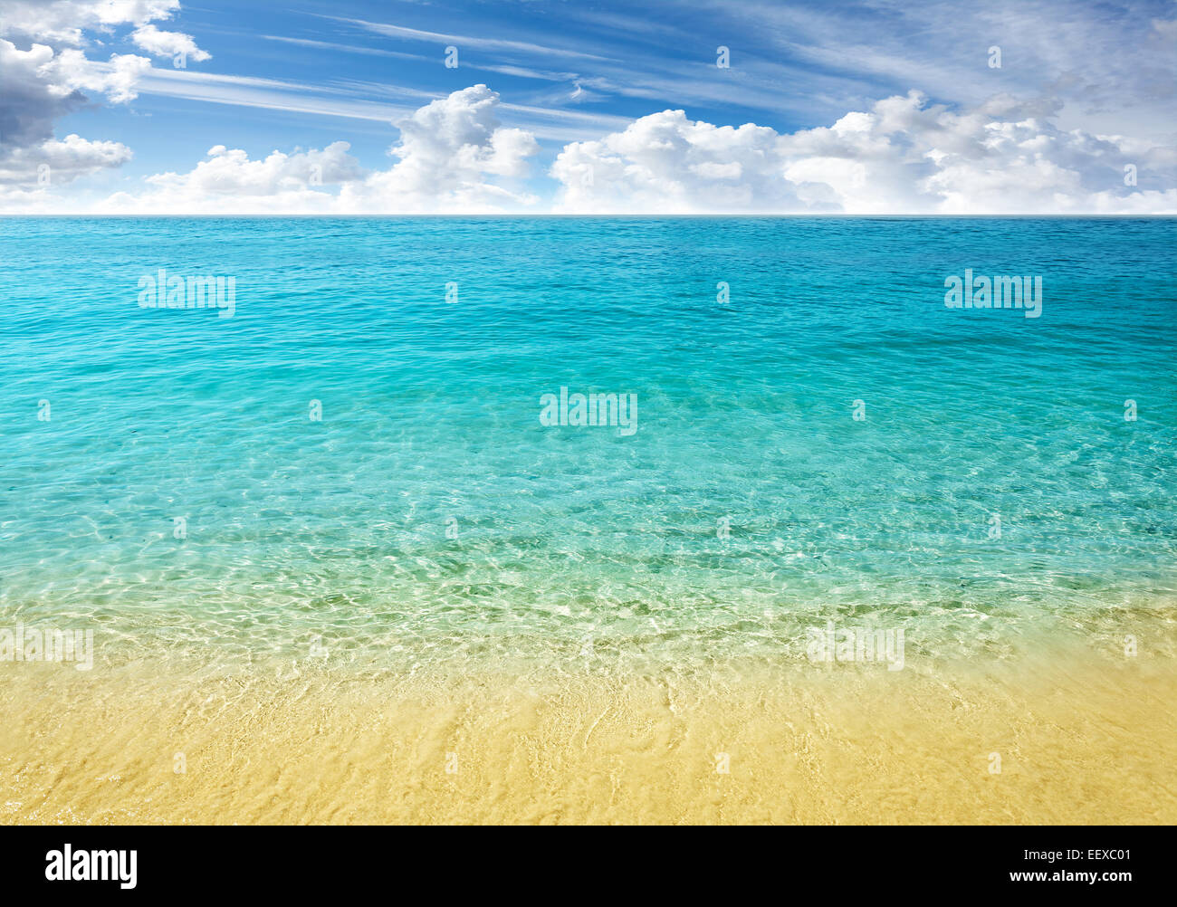 Nature background, clear water and blue cloudy sky Stock Photo - Alamy