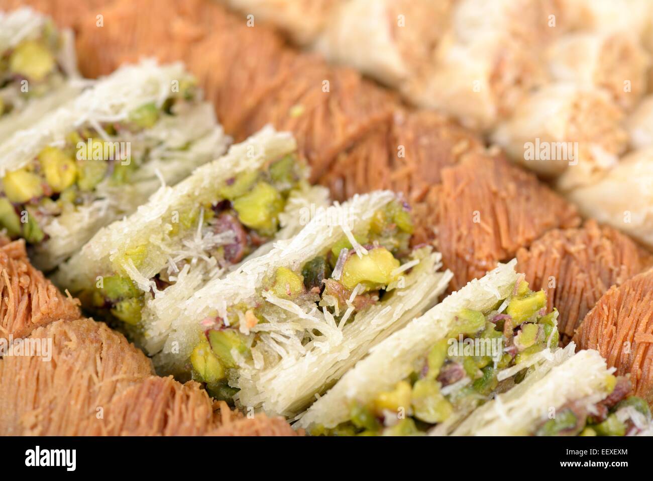 Arabic sweets hi-res stock photography and images - Alamy