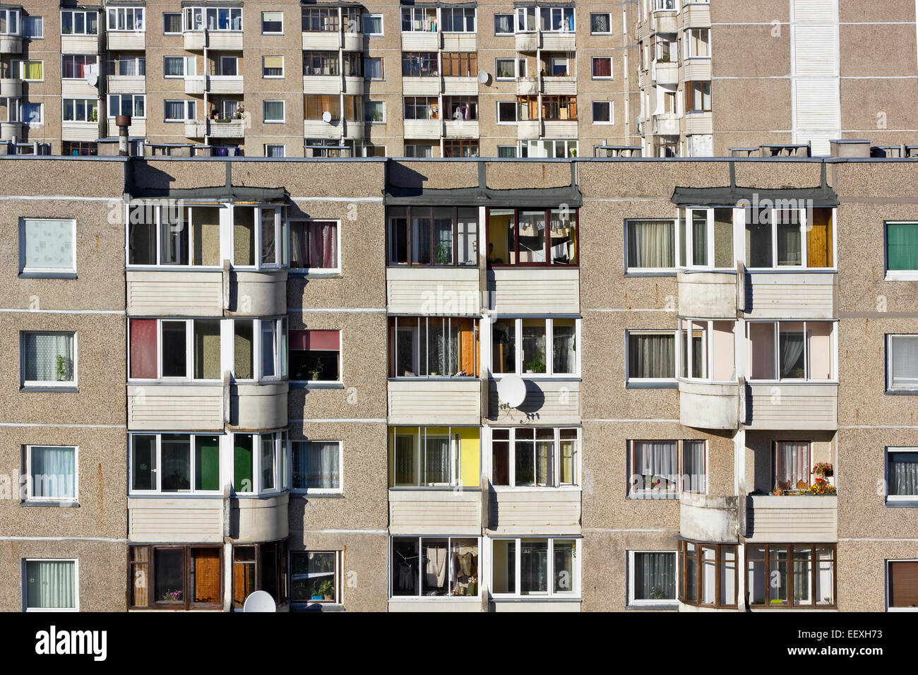 Old building mass urban housing hi-res stock photography and images - Alamy