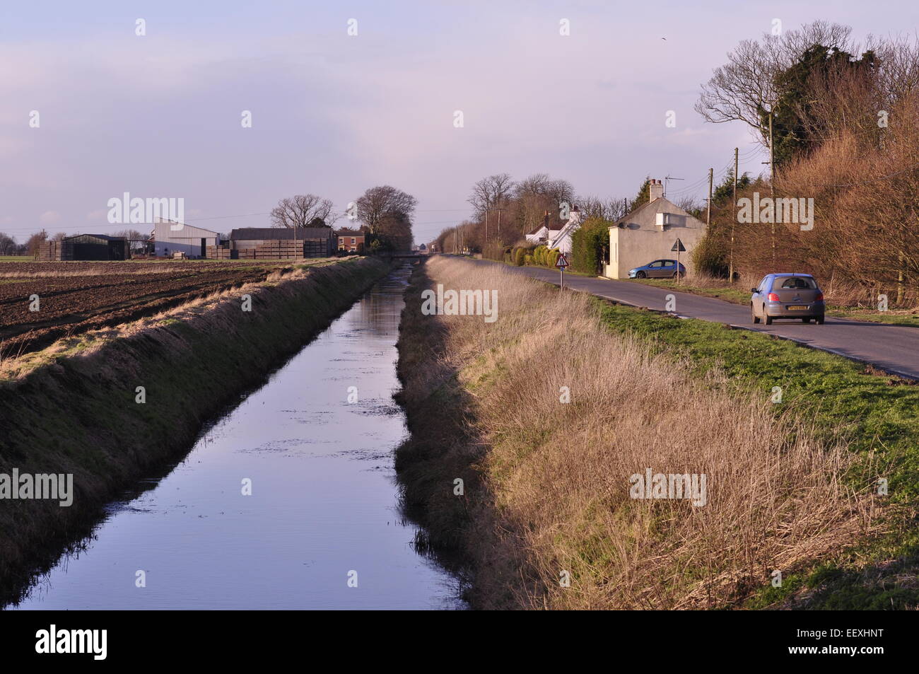 Forty foot hi-res stock photography and images - Alamy