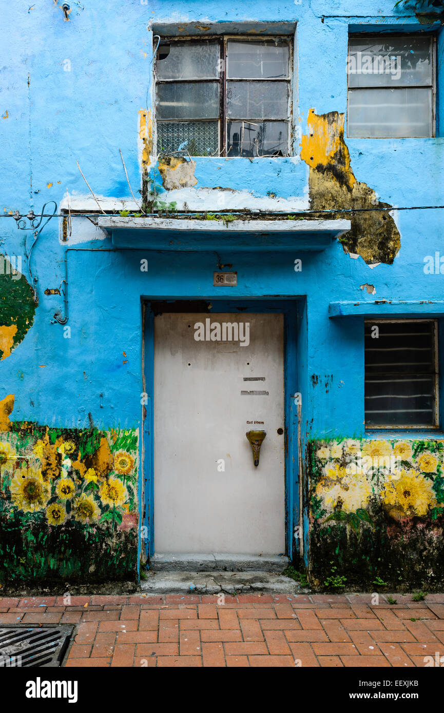 Colorful house in Macau Stock Photo - Alamy