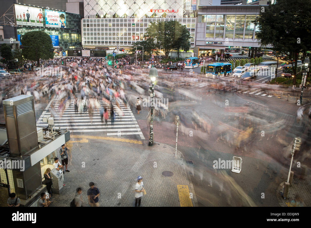 Shibuya moyai hi-res stock photography and images - Alamy