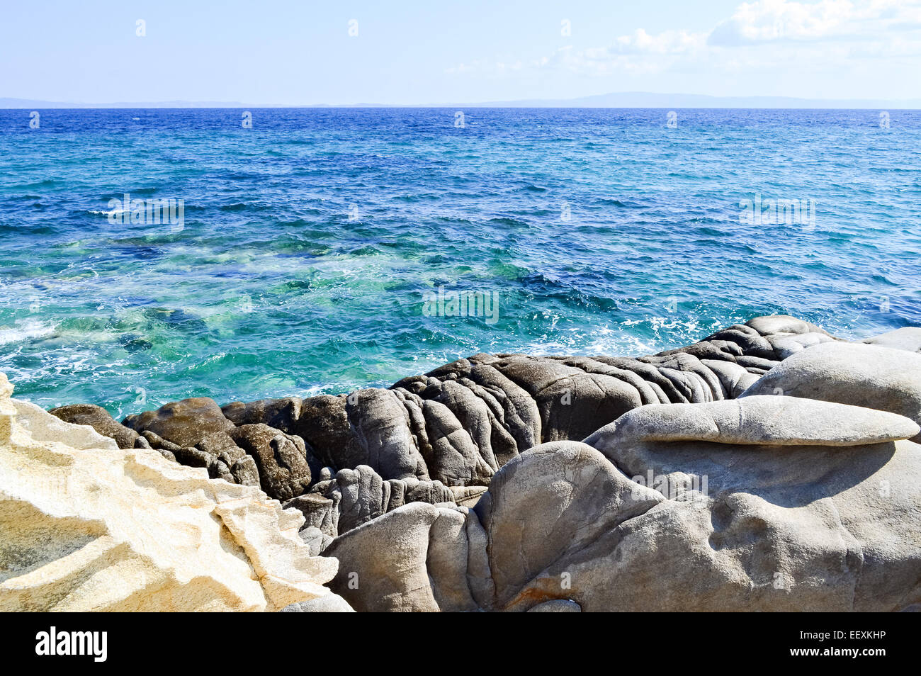 Sea deep rocks hi-res stock photography and images - Alamy