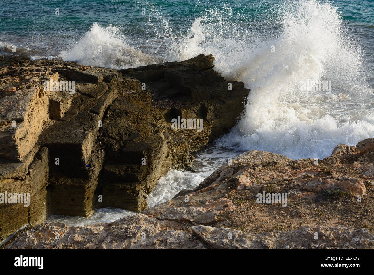 Breaking wave in ses covetes hi-res stock photography and images - Alamy