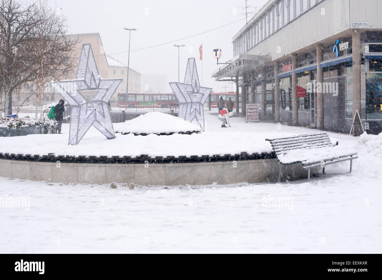 Snow blizzard hi-res stock photography and images - Alamy