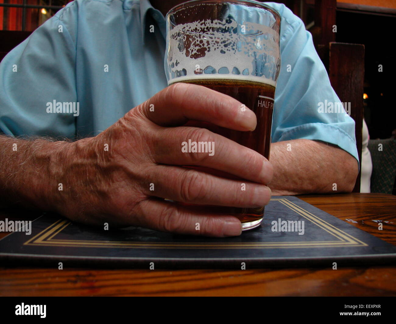Elderly oap hi-res stock photography and images - Alamy